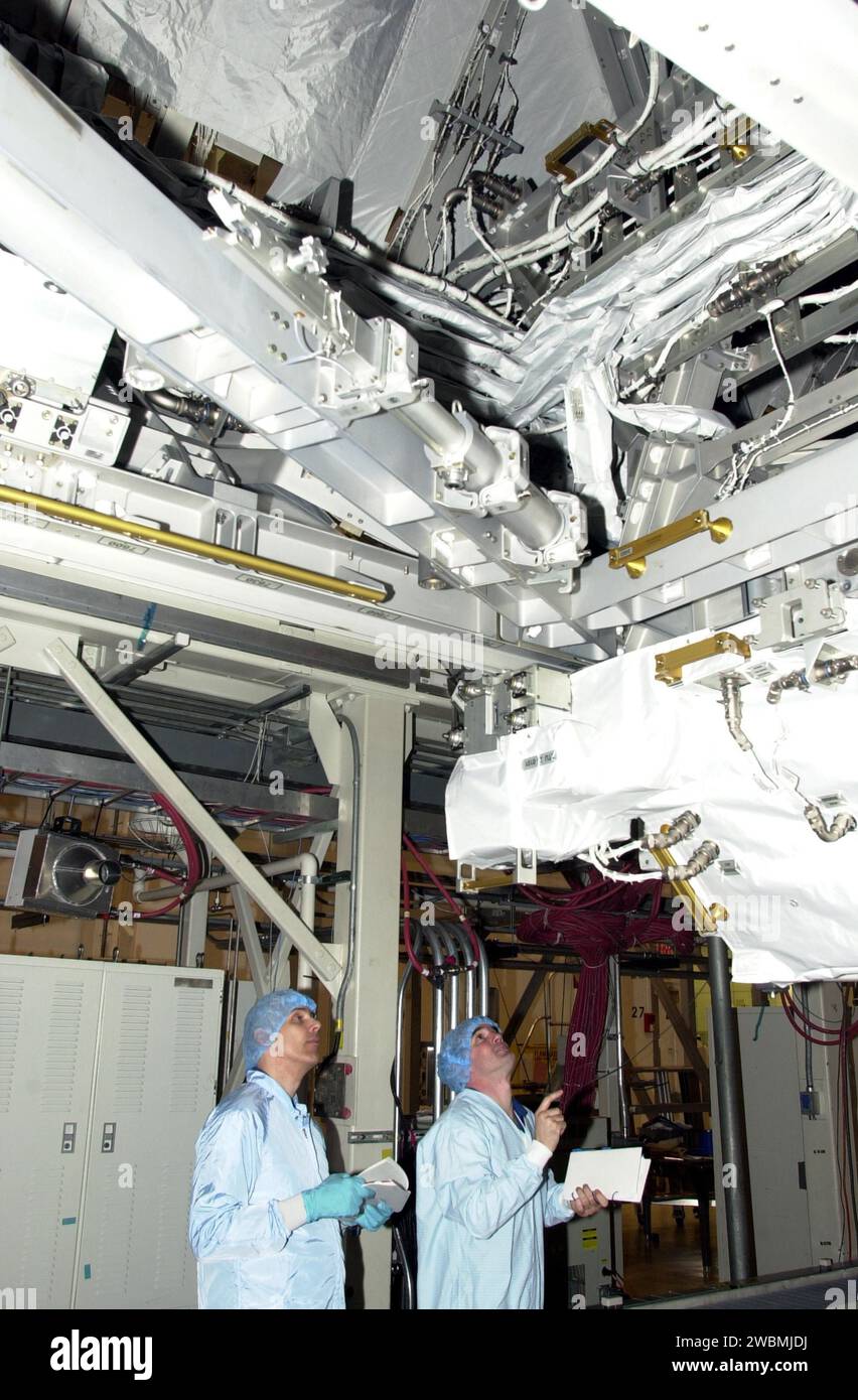 Integrated truss structure hi-res stock photography and images - Alamy