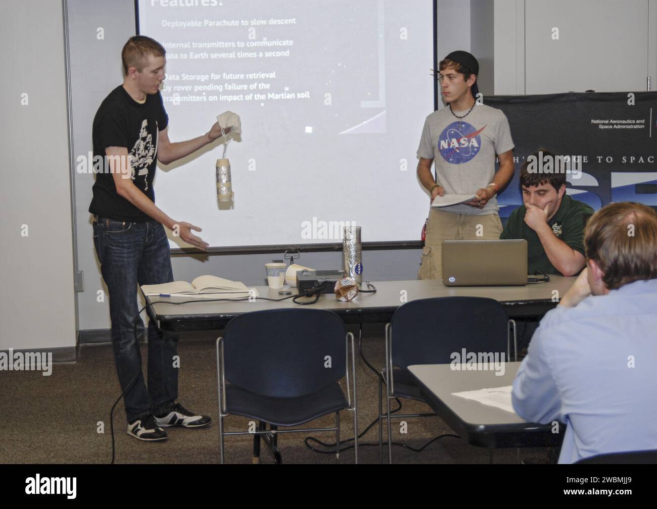 Space apps challenge hi-res stock photography and images - Alamy