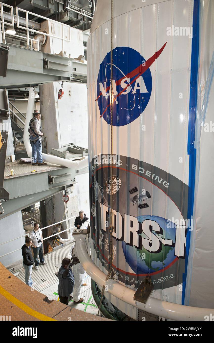 Tdrs satellite hi-res stock photography and images - Alamy