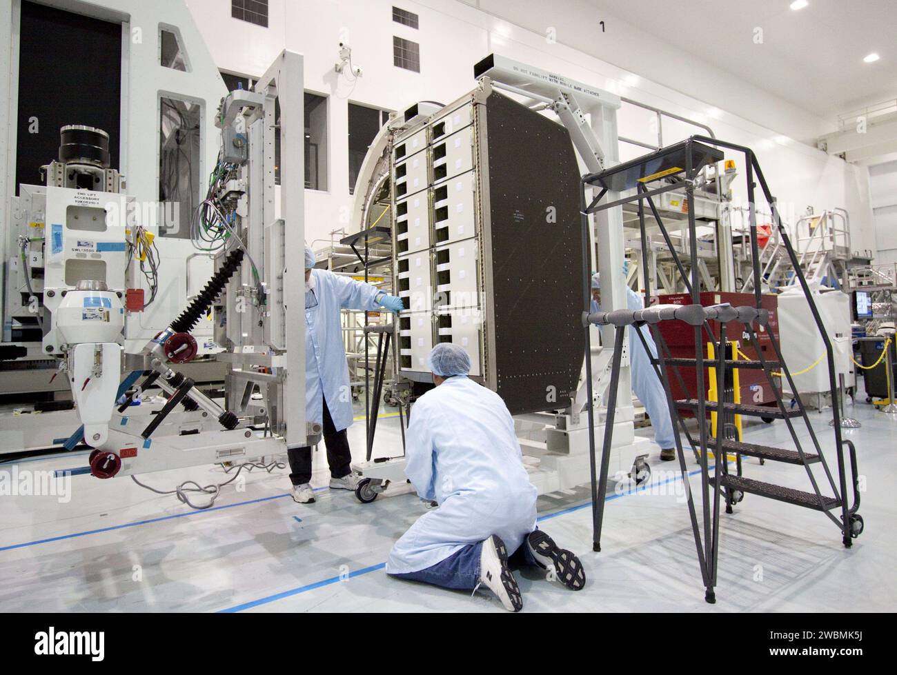 Materials international space station experiments hi-res stock ...