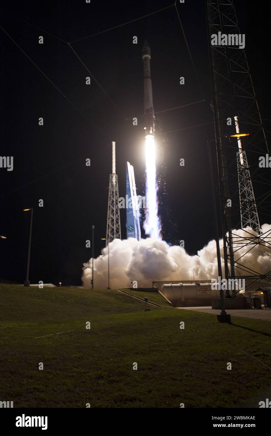 CAPE CANAVERAL, Fla. -- A United Launch Alliance Atlas V 401 rocket ...