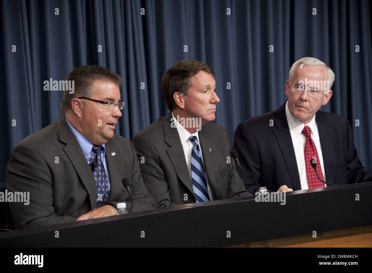 CAPE CANAVERAL, Fla. -- NASA and Alliant Techsystems (ATK) managers ...
