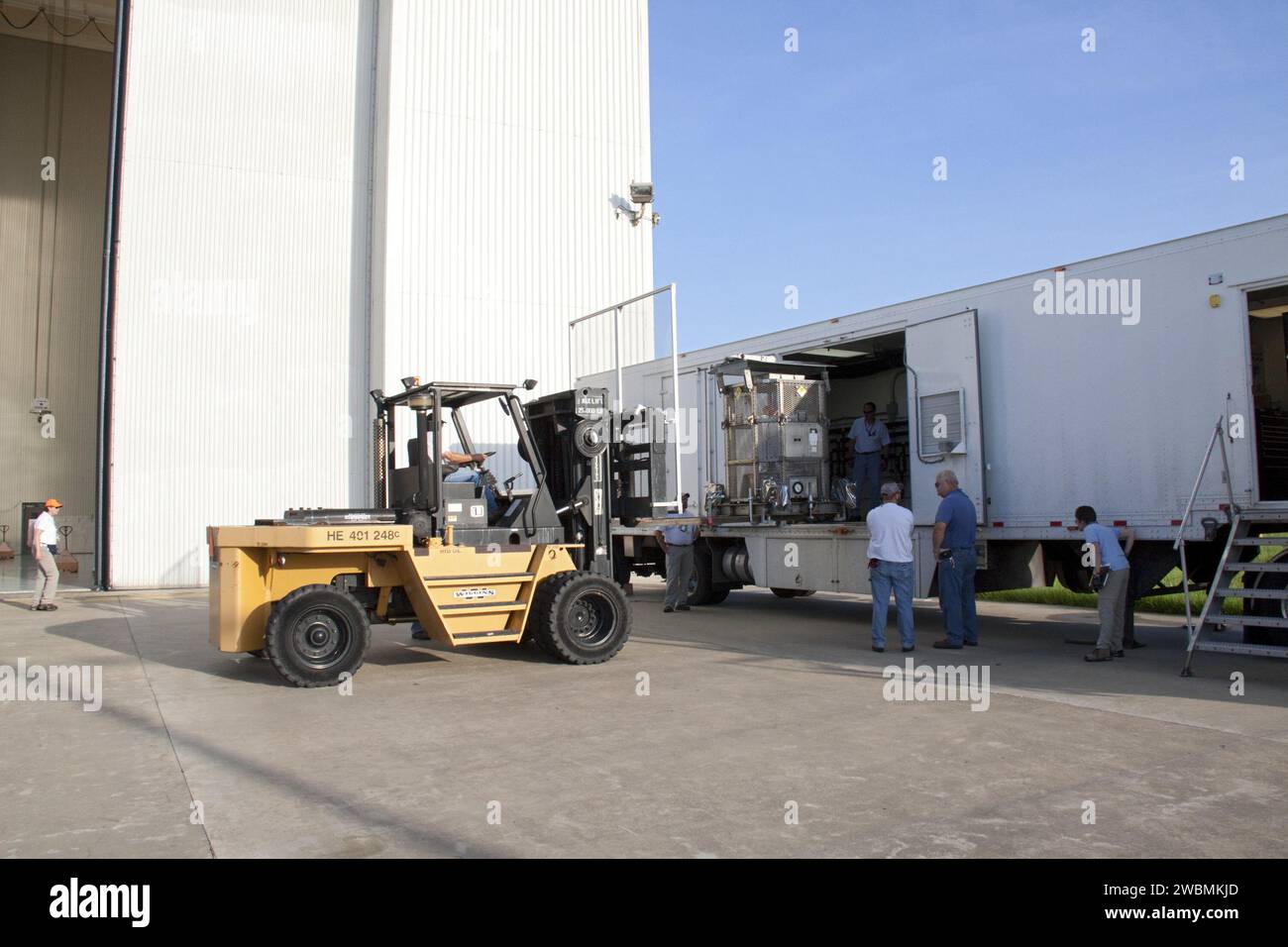 CAPE CANAVERAL, Fla. -- At NASA's Kennedy Space Center in Florida, a ...