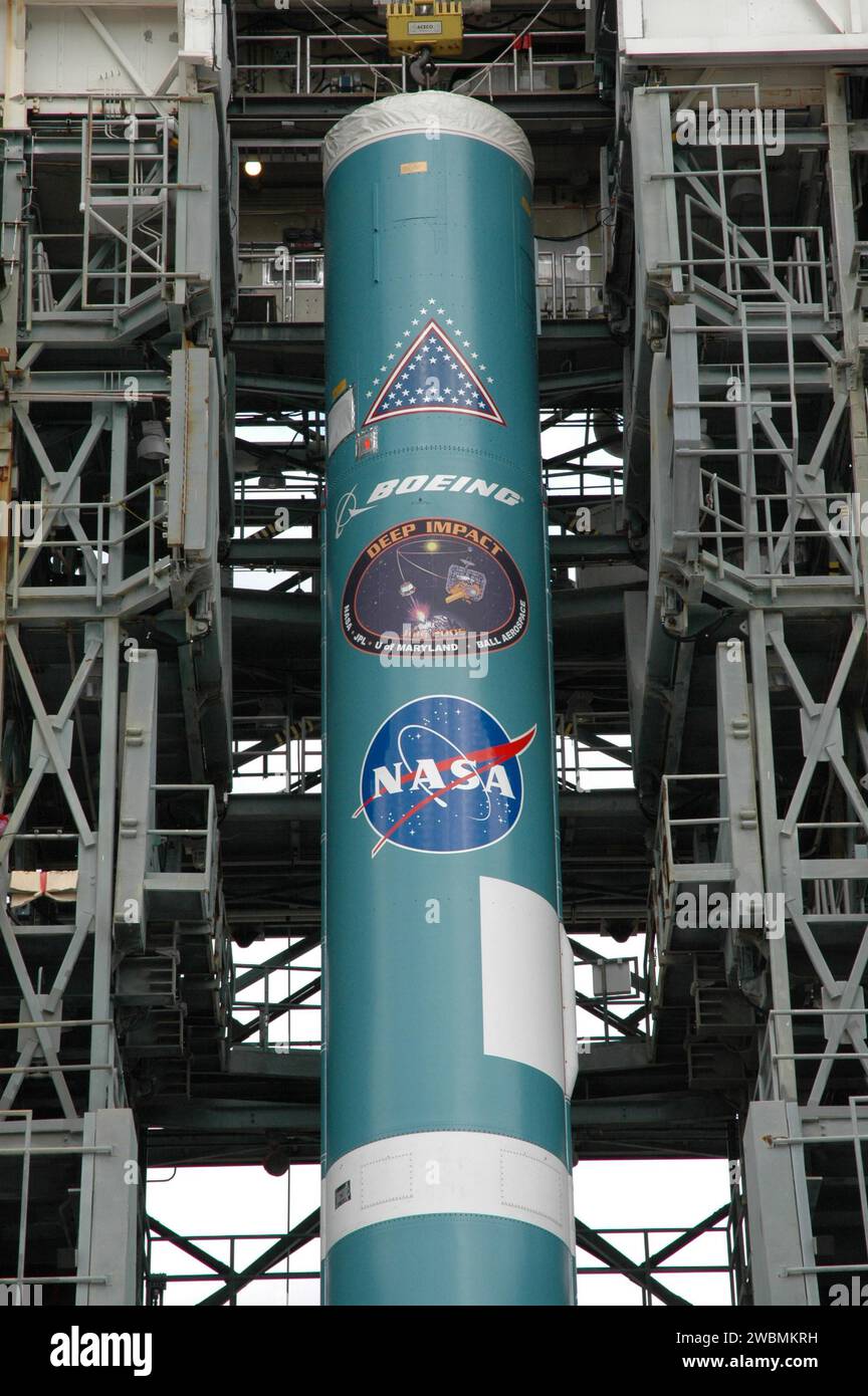 KENNEDY SPACE CENTER, FLA. - On Launch Pad 17-B on Cape Canaveral Air ...