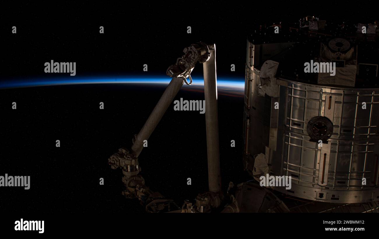 iss064e013193 (Dec. 29, 2020) --- The International Space Station flies ...