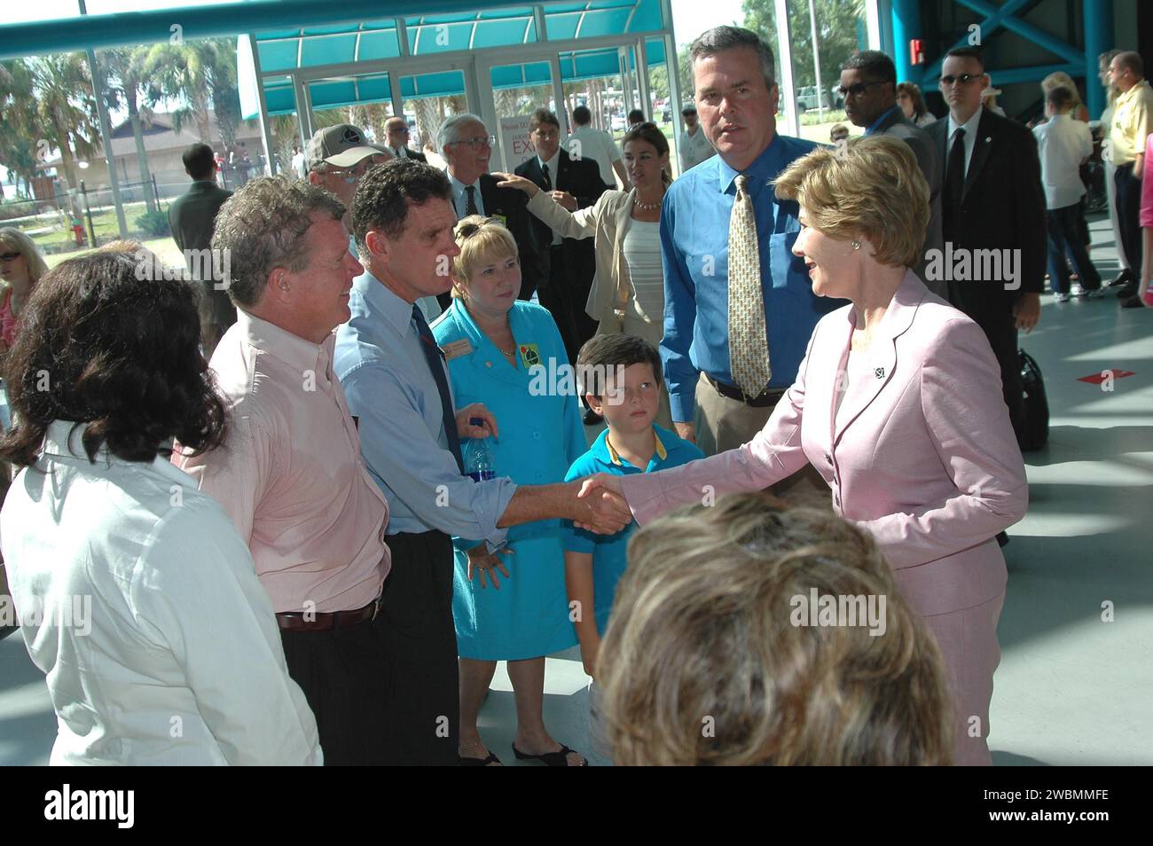 Laura weldon hi-res stock photography and images - Alamy