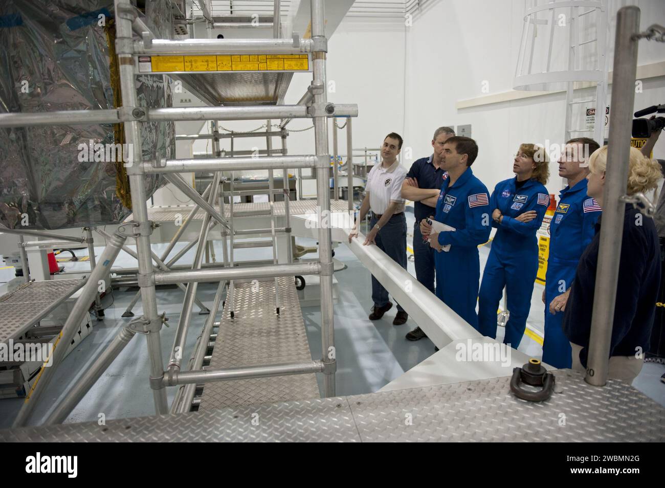 CAPE CANAVERAL, Fla. -- In the Space Station Processing Facility at ...