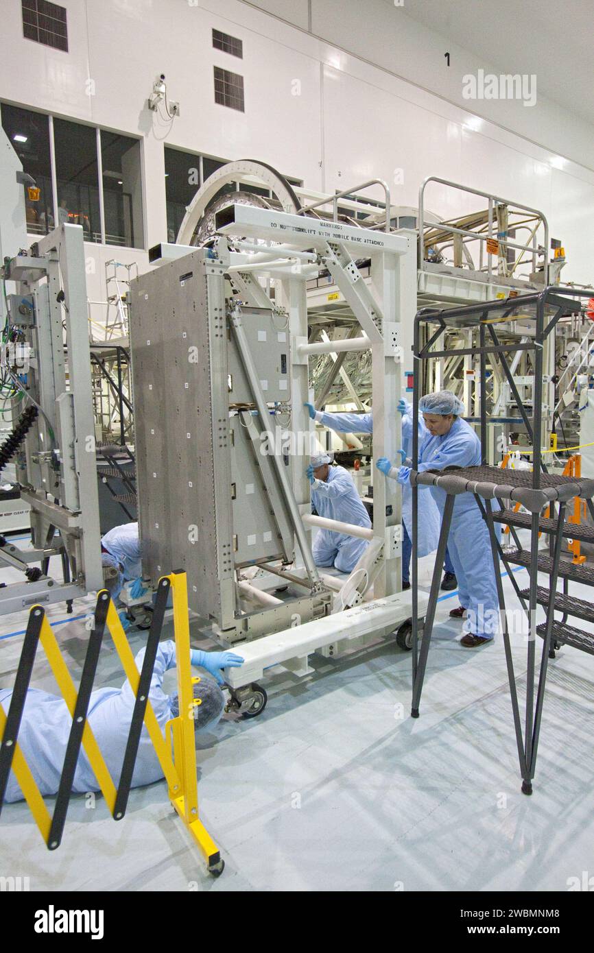 CAPE CANAVERAL, Fla. -- In the Space Station Processing Facility at ...