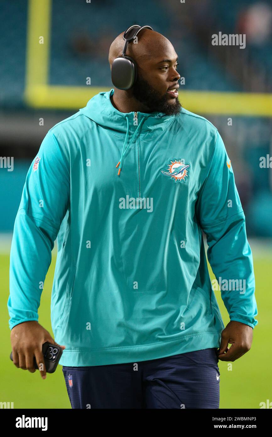 Miami Dolphins guard Robert Jones (65) warms up before an NFL football ...