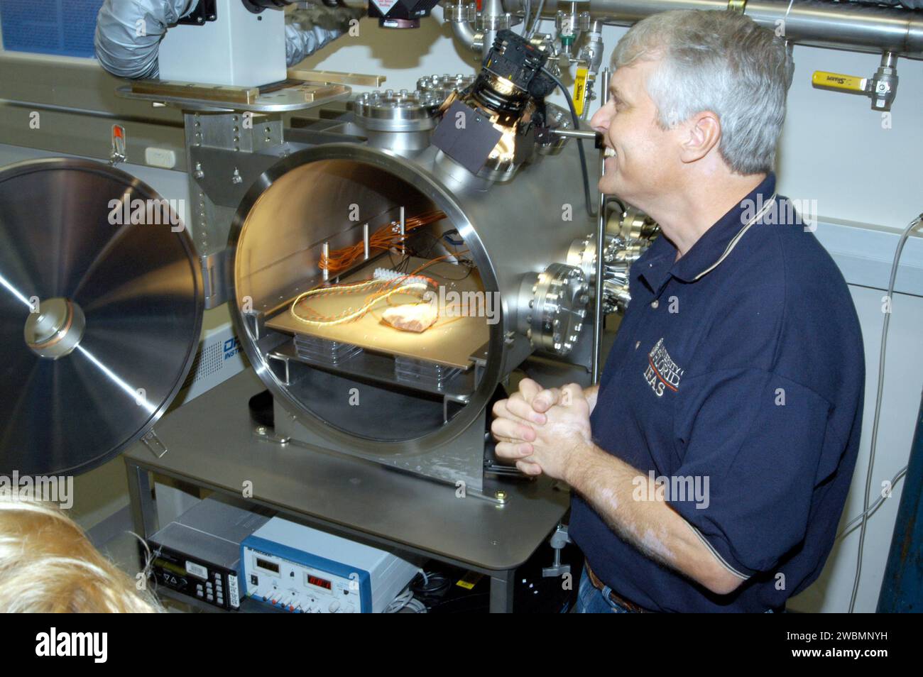KENNEDY SPACE CENTER, FLA. - Andy Schuerger, a research assistant ...