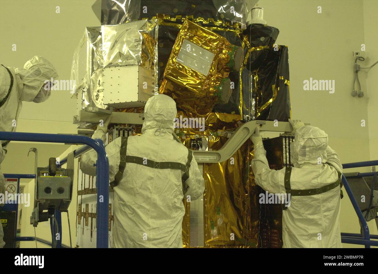 VANDENBERG AIR FORCE BASE, CALIF. - Inside the Astrotech Payload ...