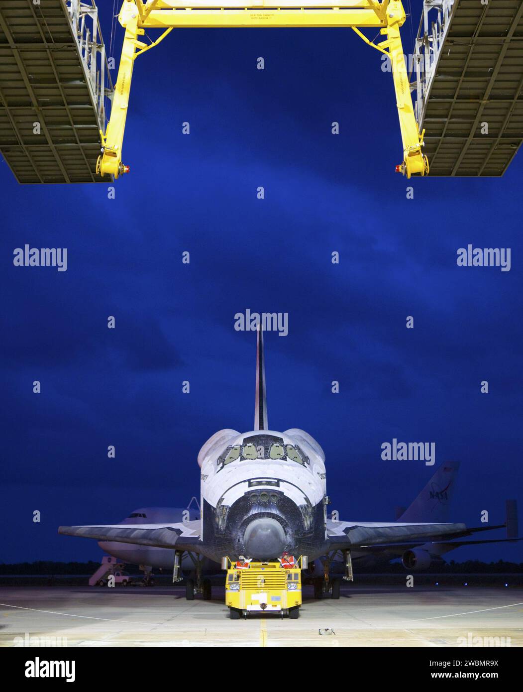 Modified gantry hi-res stock photography and images - Alamy