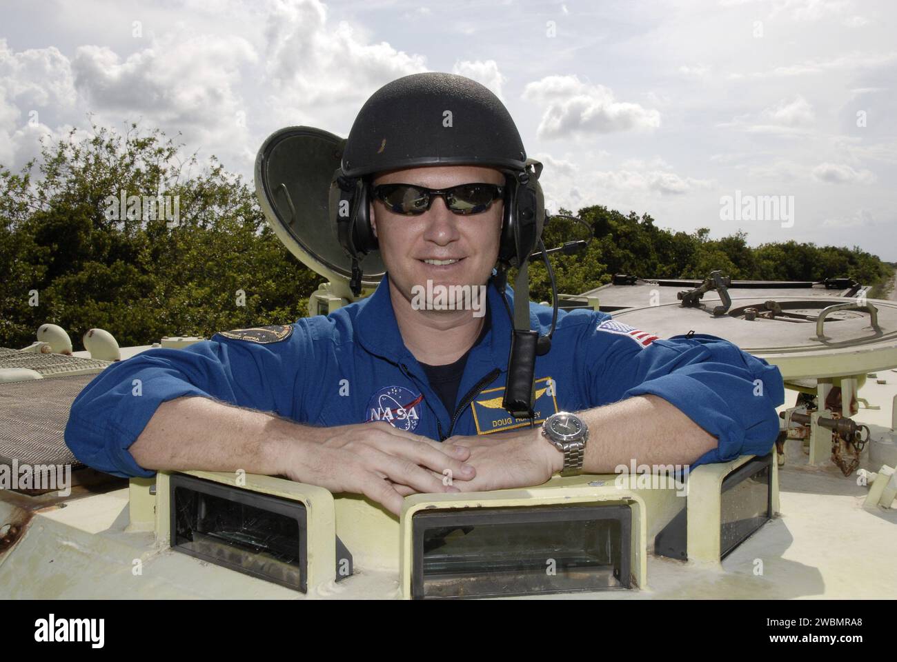 CAPE CANAVERAL, Fla. – STS-127 Pilot Doug Hurley smiles after ...