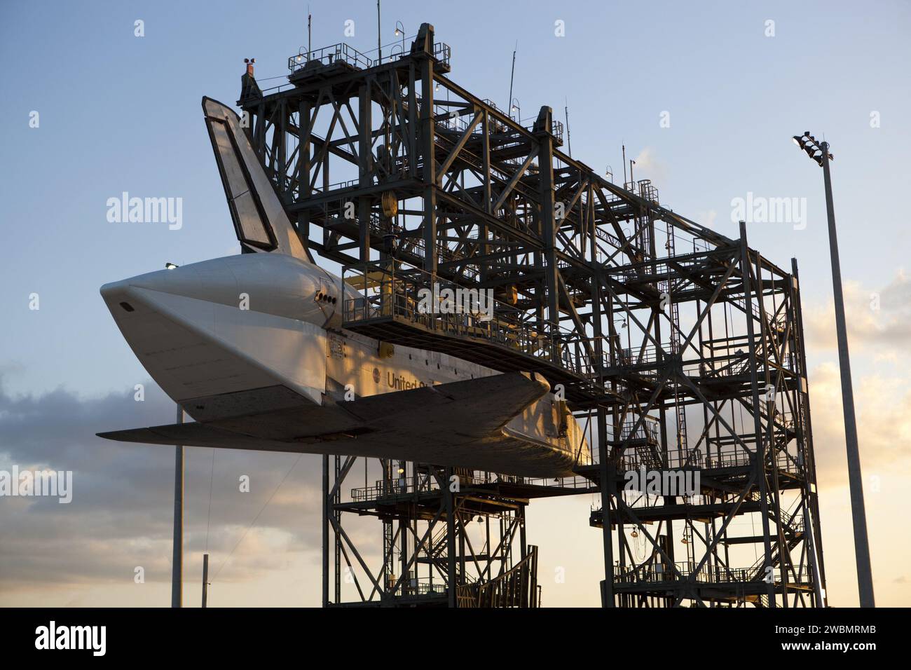 CAPE CANAVERAL, Fla. – At the Shuttle Landing Facility at NASA’s ...