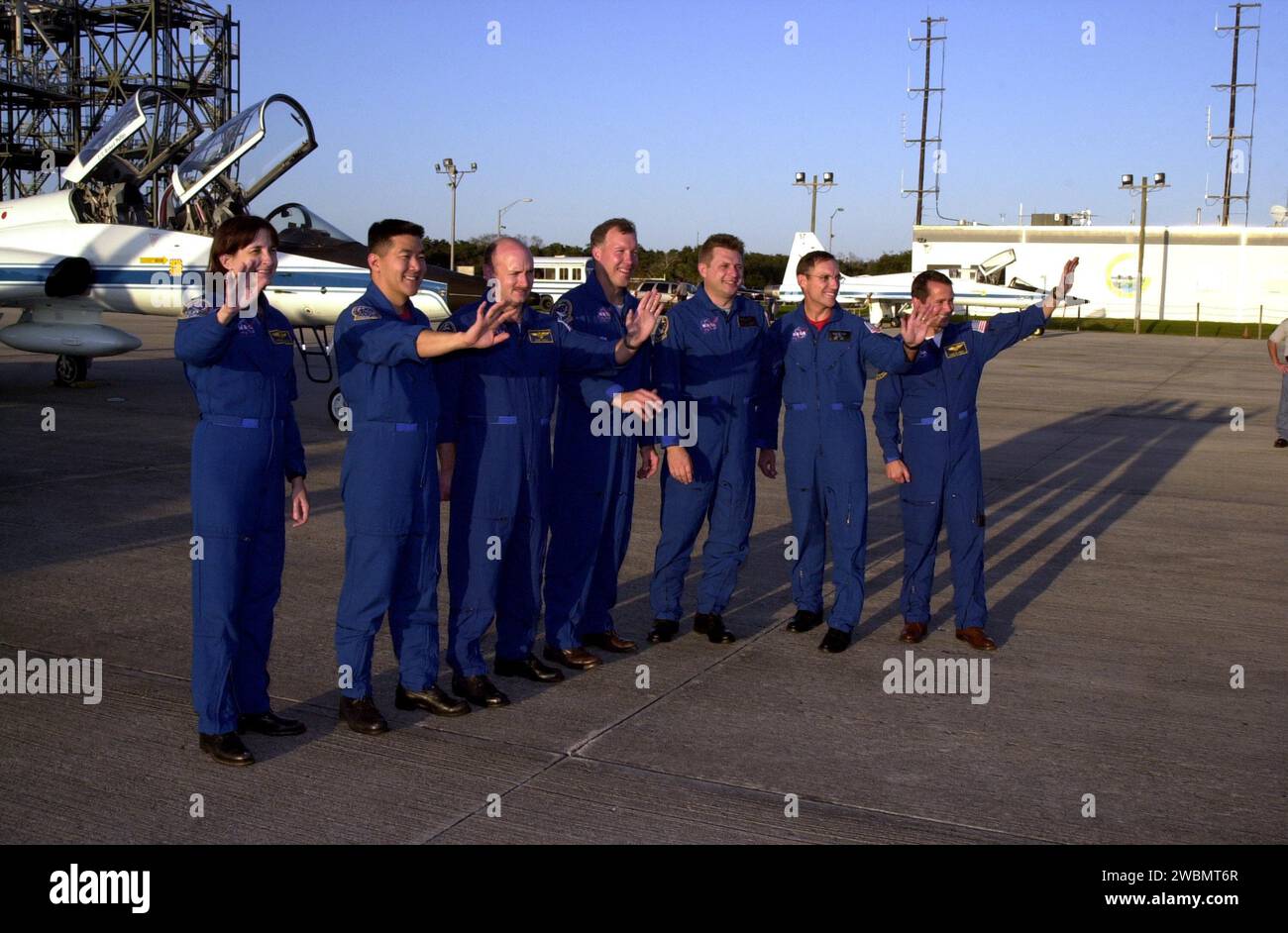 KENNEDY SPACE CENTER, Fla. -- After arriving at the KSC Shuttle Landing ...