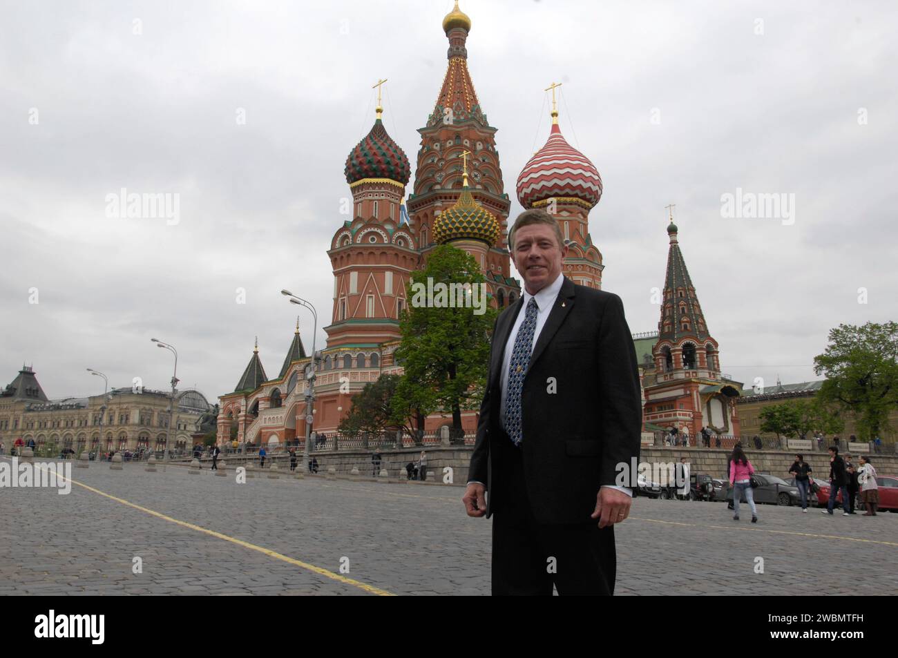 Expedition 28 Flight Engineer Mike Fossum of NASA poses for pictures in ...