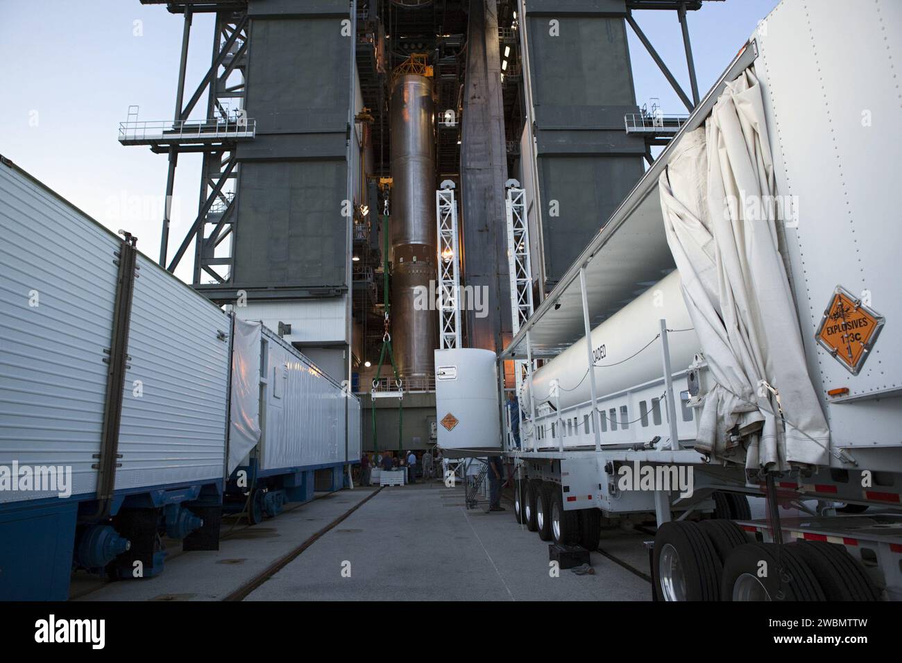 CAPE CANAVERAL, Fla. -- At the Vertical Integration Facility at Space ...