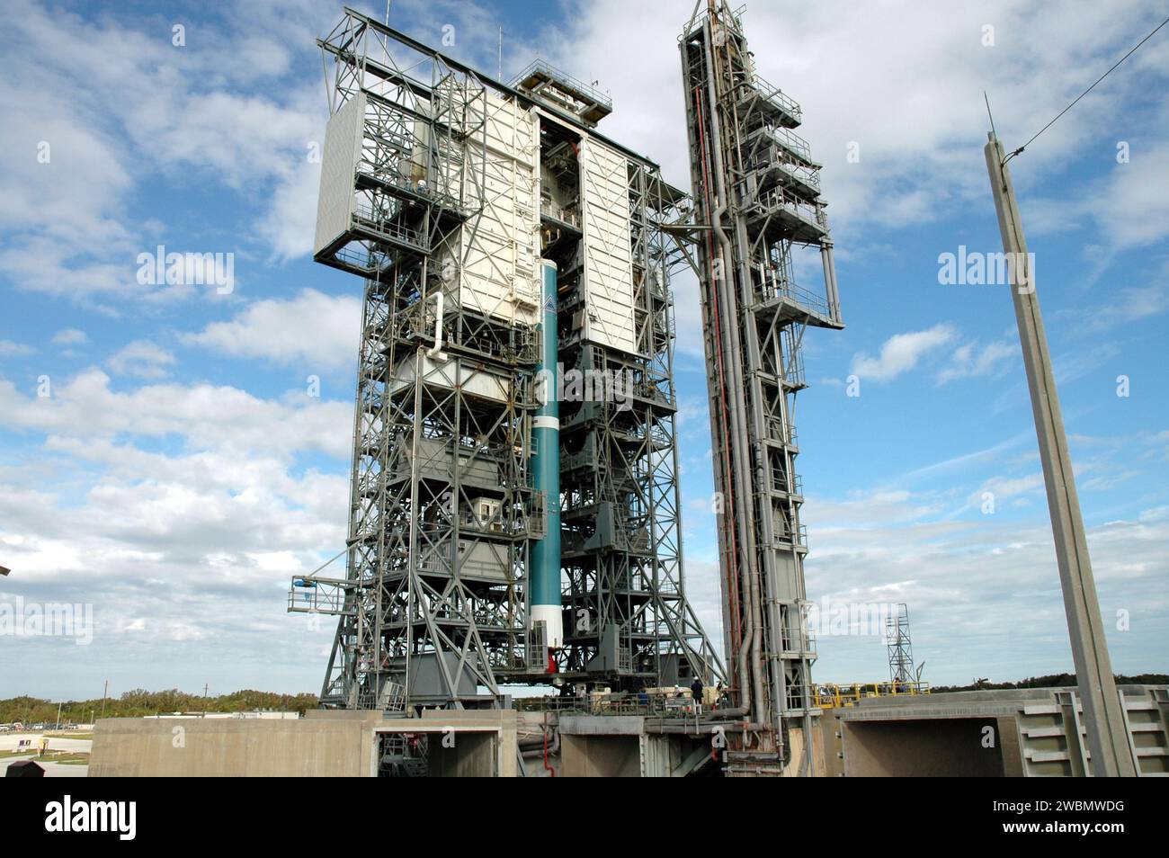 KENNEDY SPACE CENTER, FLA. - On Launch Pad 17-B on Cape Canaveral Air ...