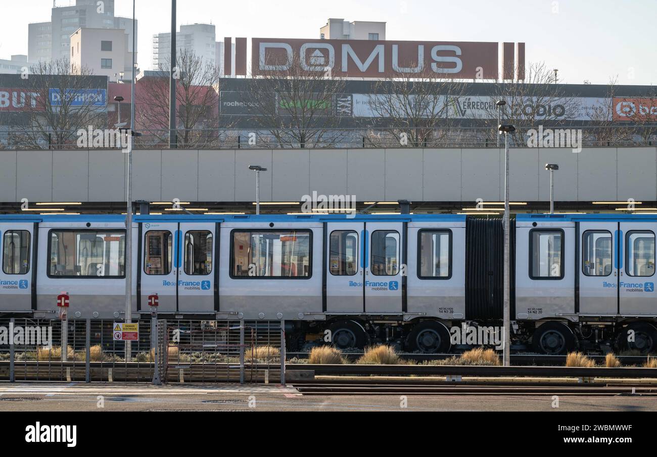 Grand paris express metro hi-res stock photography and images - Alamy