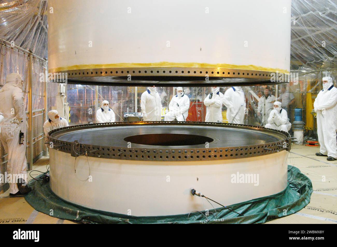 Descent propulsion system hi-res stock photography and images - Alamy