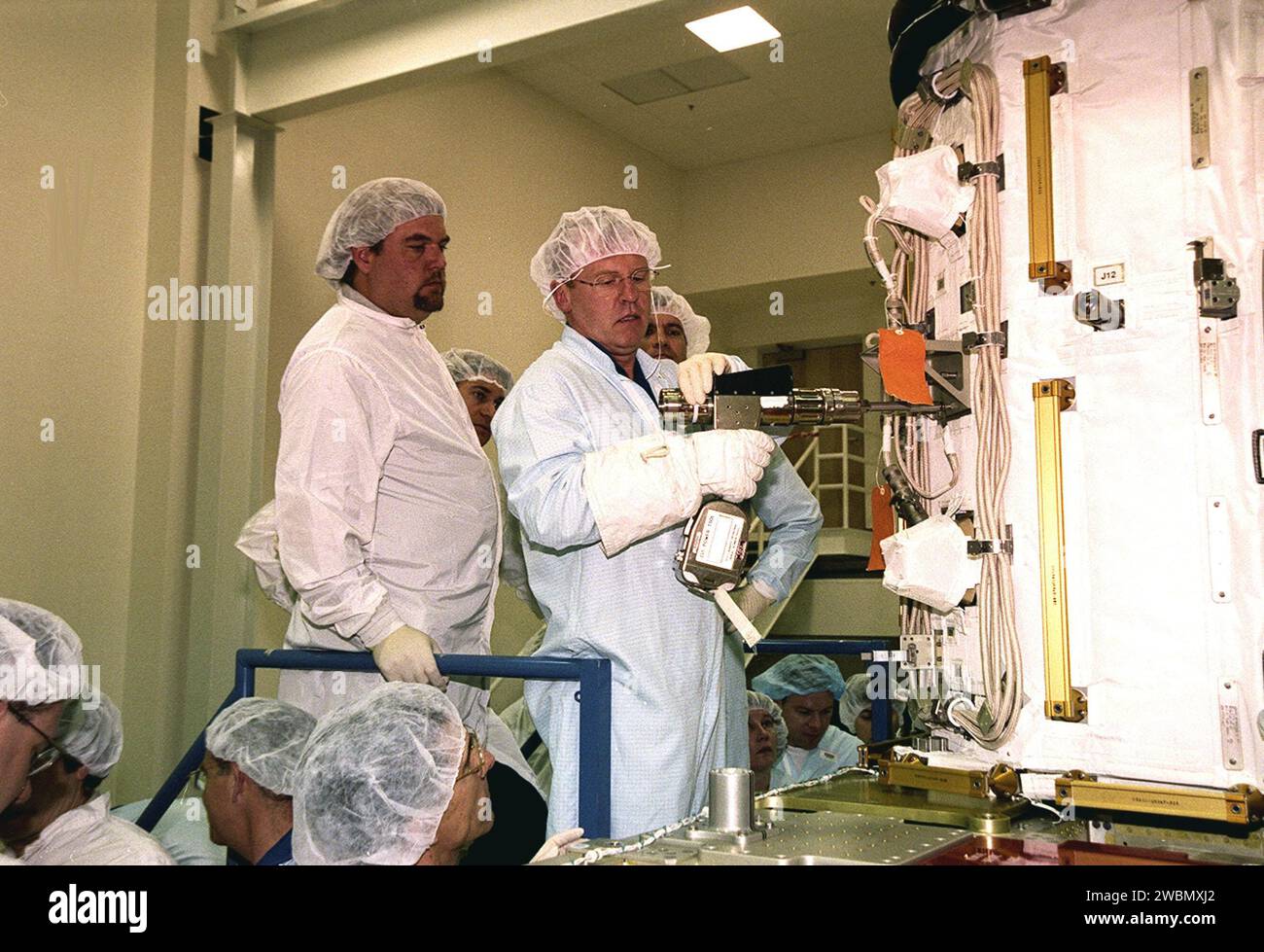 KENNEDY SPACE CENTER, FLA. -- At SPACEHAB, STS-102 Mission Specialist ...