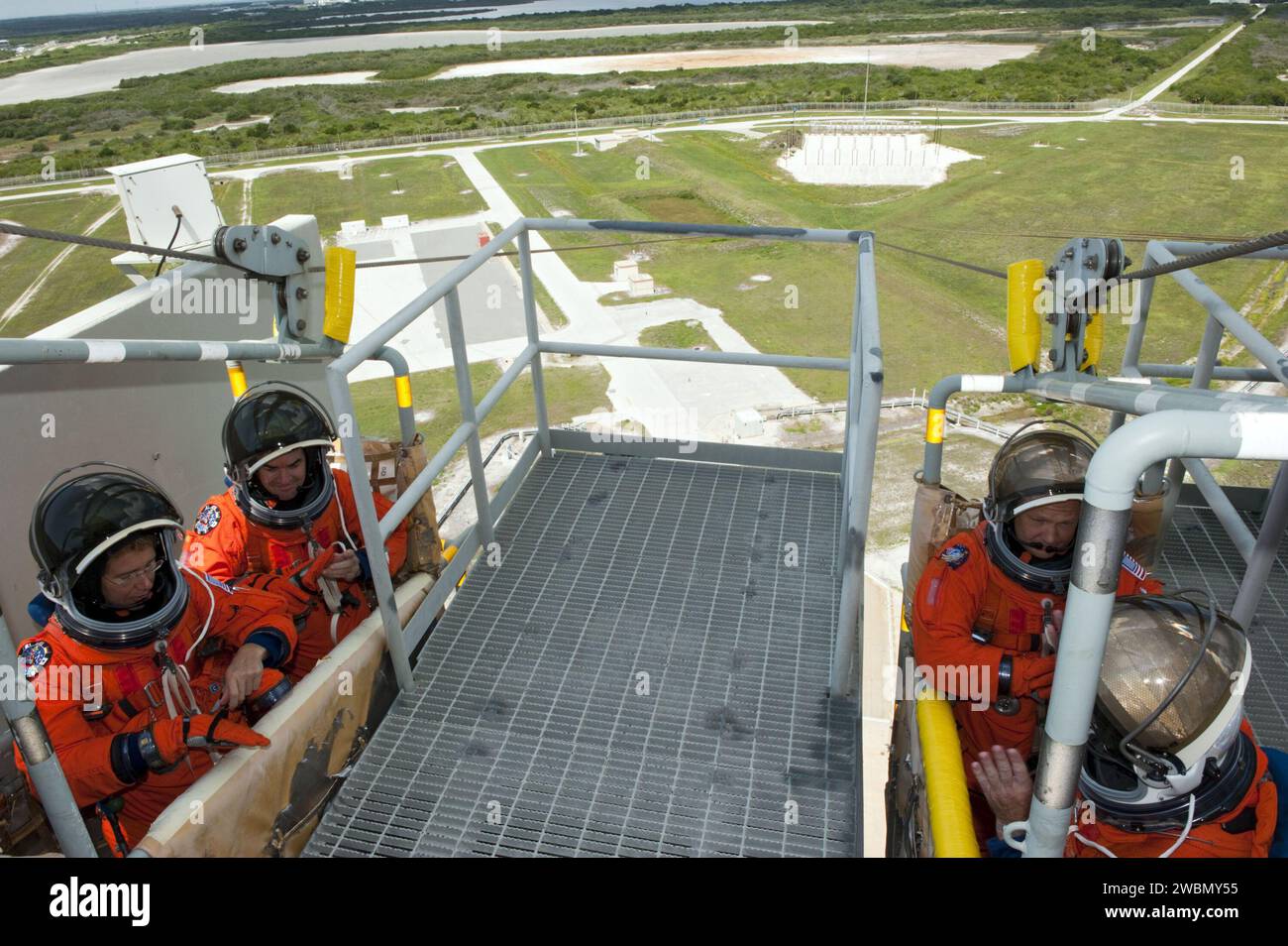 Exit a lift hi-res stock photography and images - Alamy