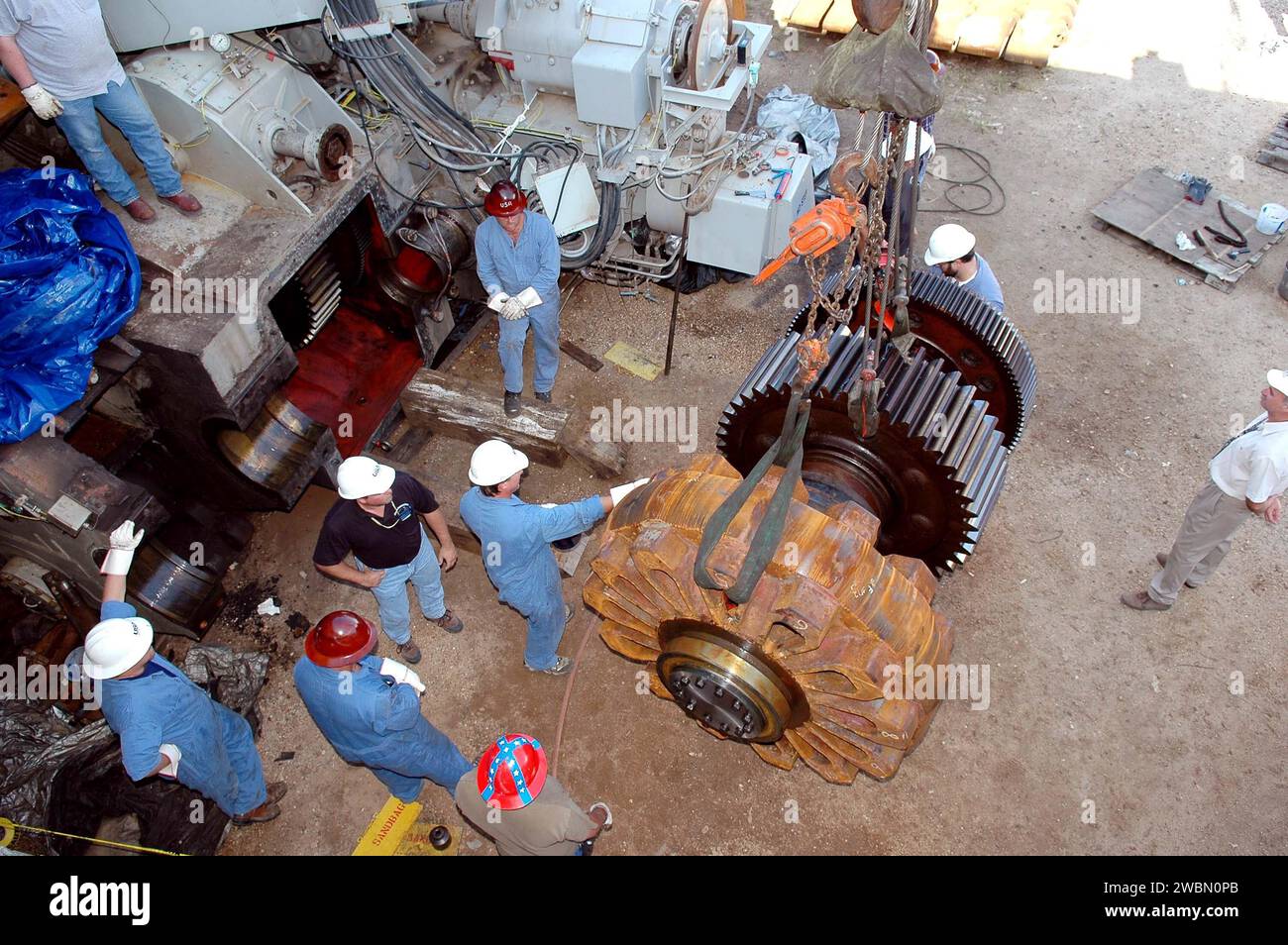 Side gear drive on hi-res stock photography and images - Alamy