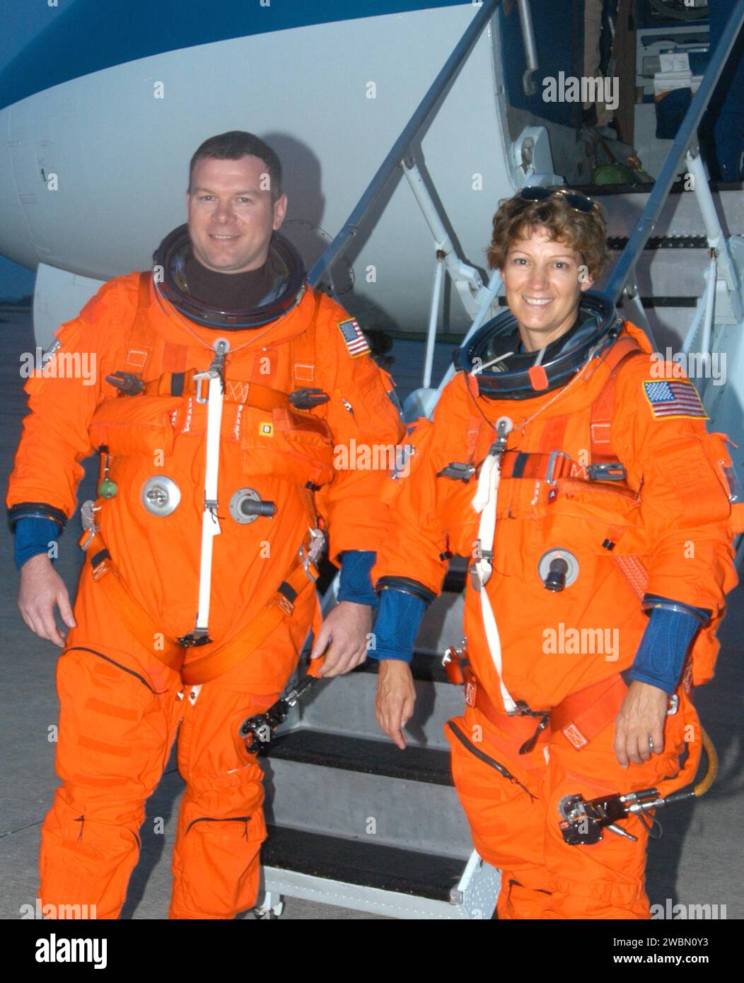 KENNEDY SPACE CENTER, FLA. - At the Shuttle Landing Facility on NASA ...