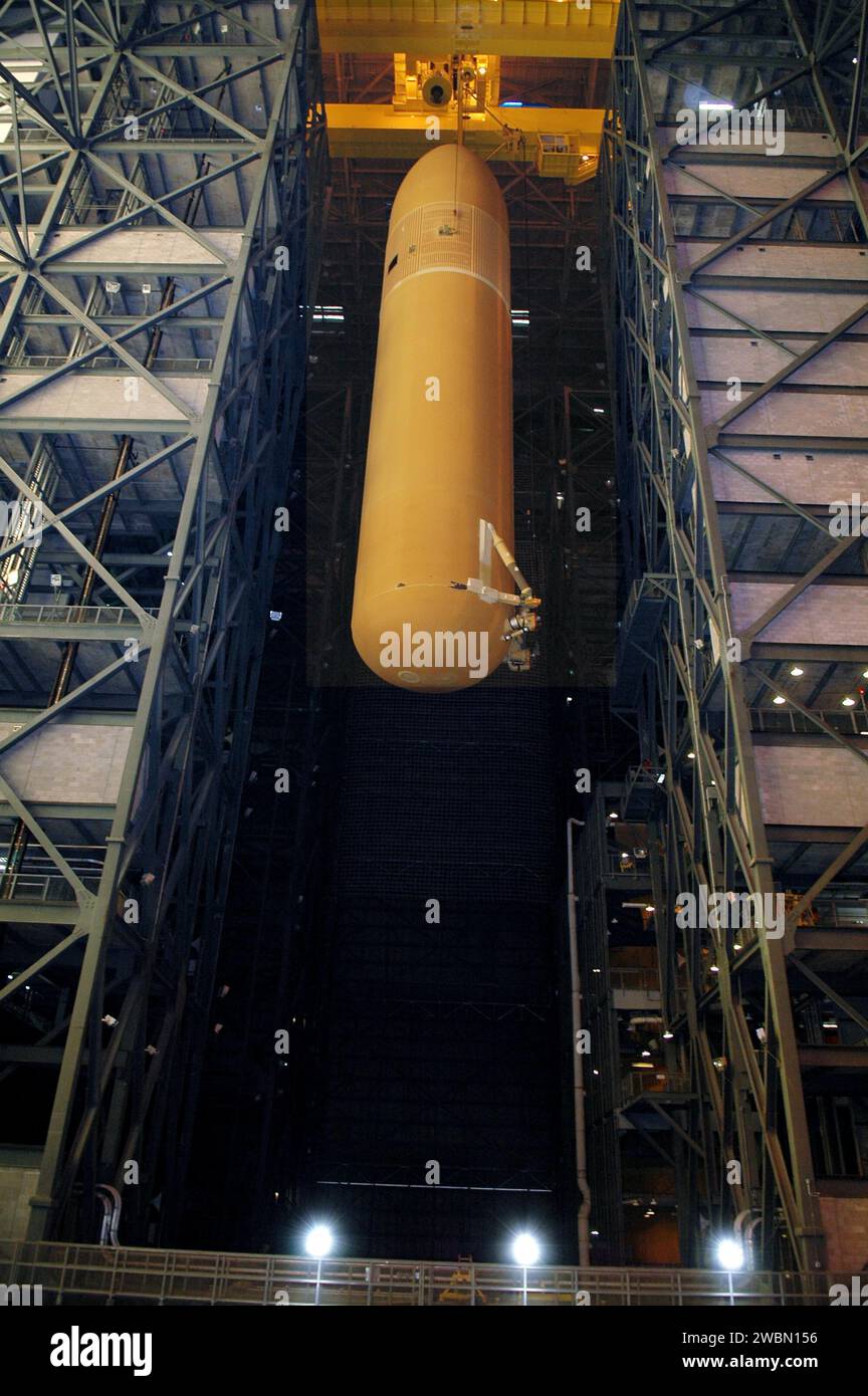 KENNEDY SPACE CENTER, FLA. - Viewed from the floor of the Vehicle ...