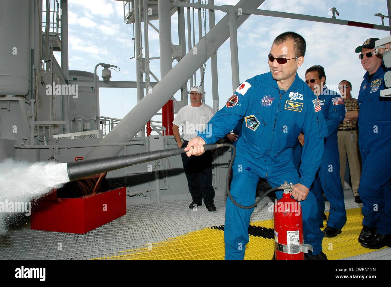 KENNEDY SPACE CENTER, FLA. - On the Fixed Service Structure at Launch ...