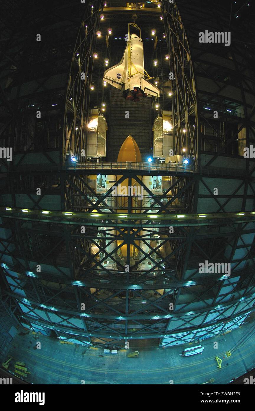 External tank next space shuttle hi-res stock photography and images ...