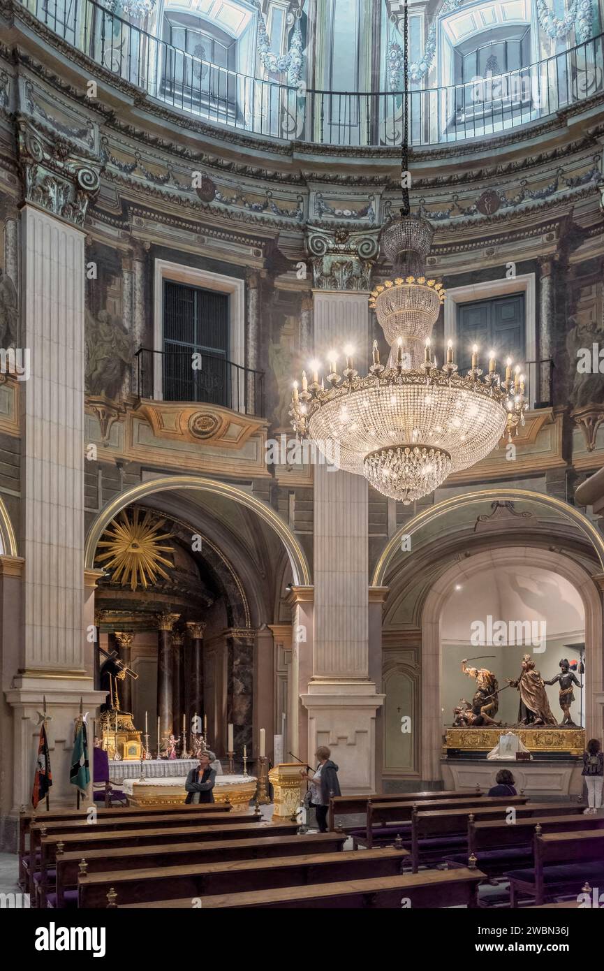 trompe l'oeil painted in tempera by Paolo Sístori in the ambulatory of ...