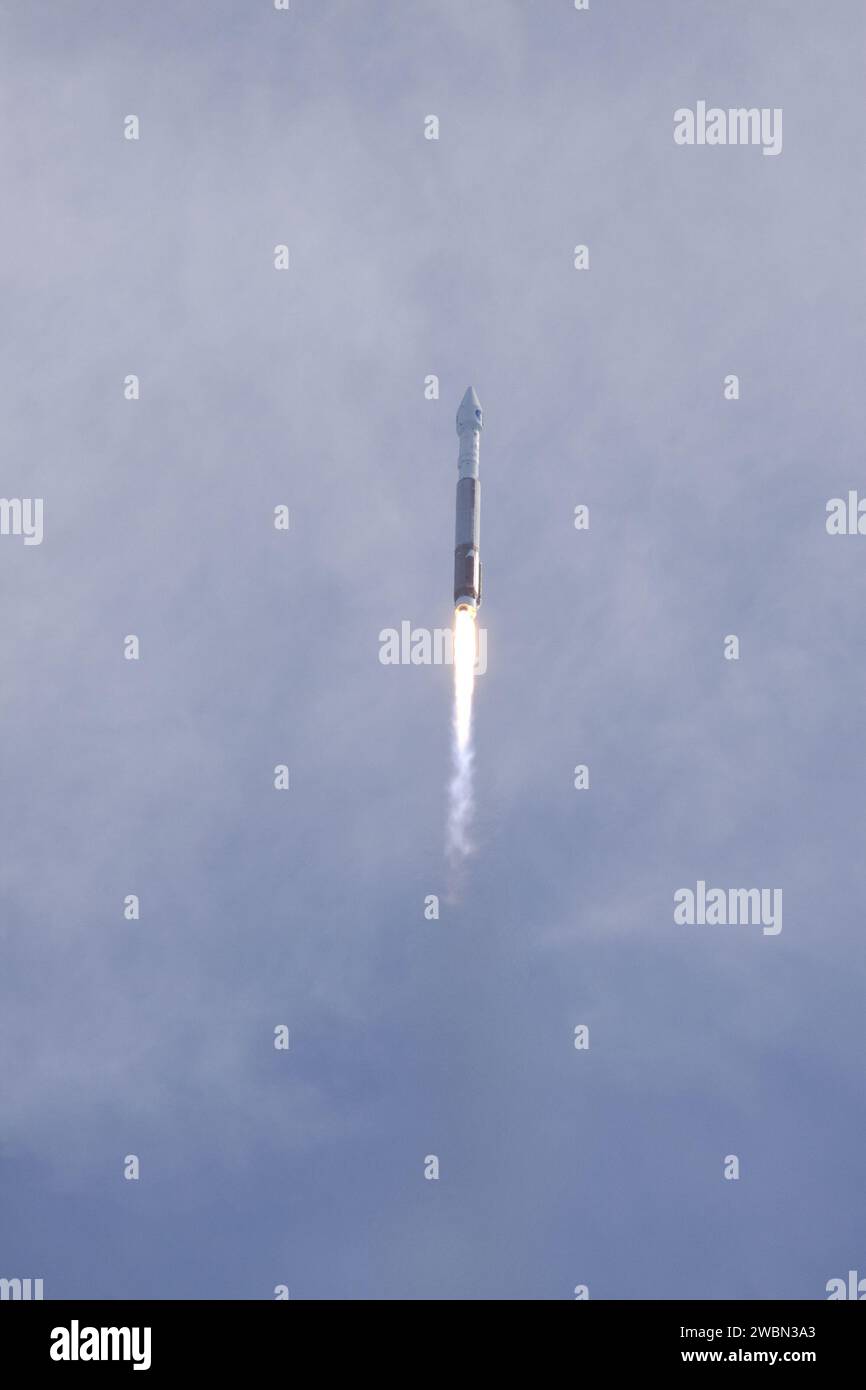 CAPE CANAVERAL, Fla. – The United Launch Alliance Atlas V rocket carrying NASA's Solar Dynamics ...