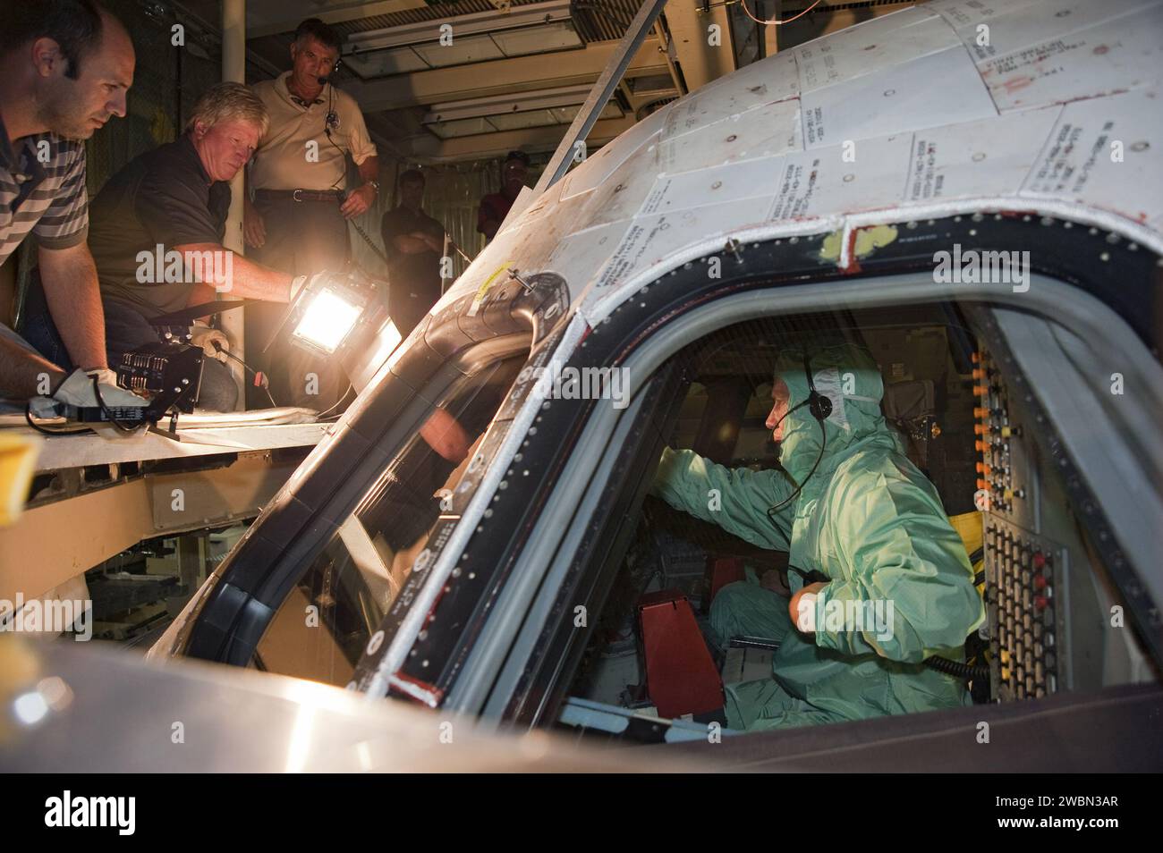 Space shuttle cockpit training hi-res stock photography and images - Alamy