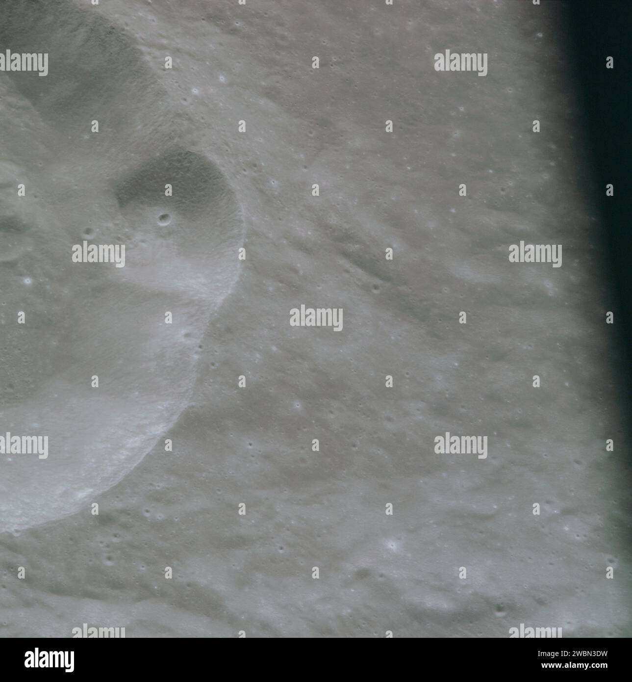 AS08-14-2431 (21-27 Dec. 1968) --- This is a near vertical photograph ...