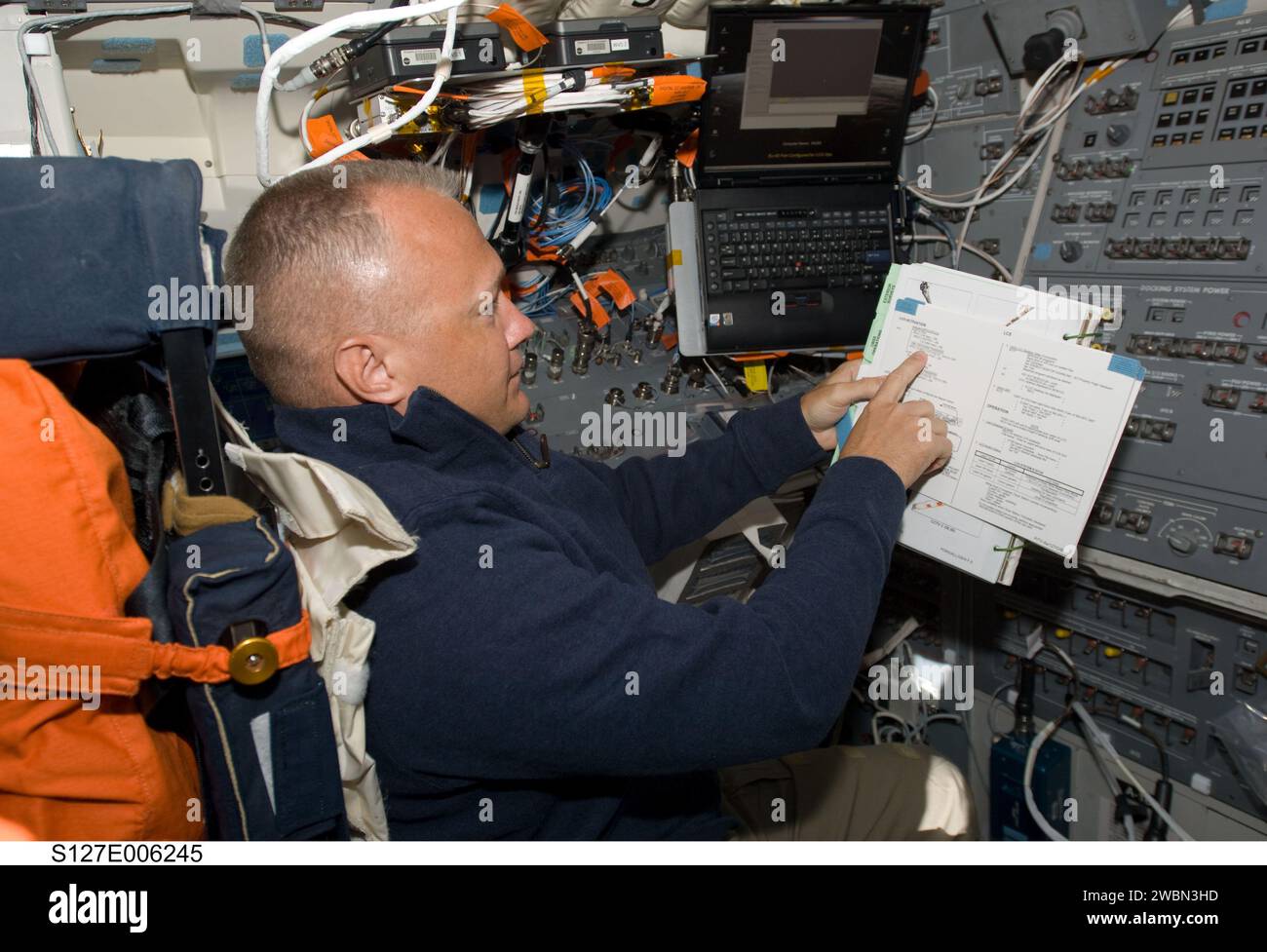 Orbital checklist hi-res stock photography and images - Alamy