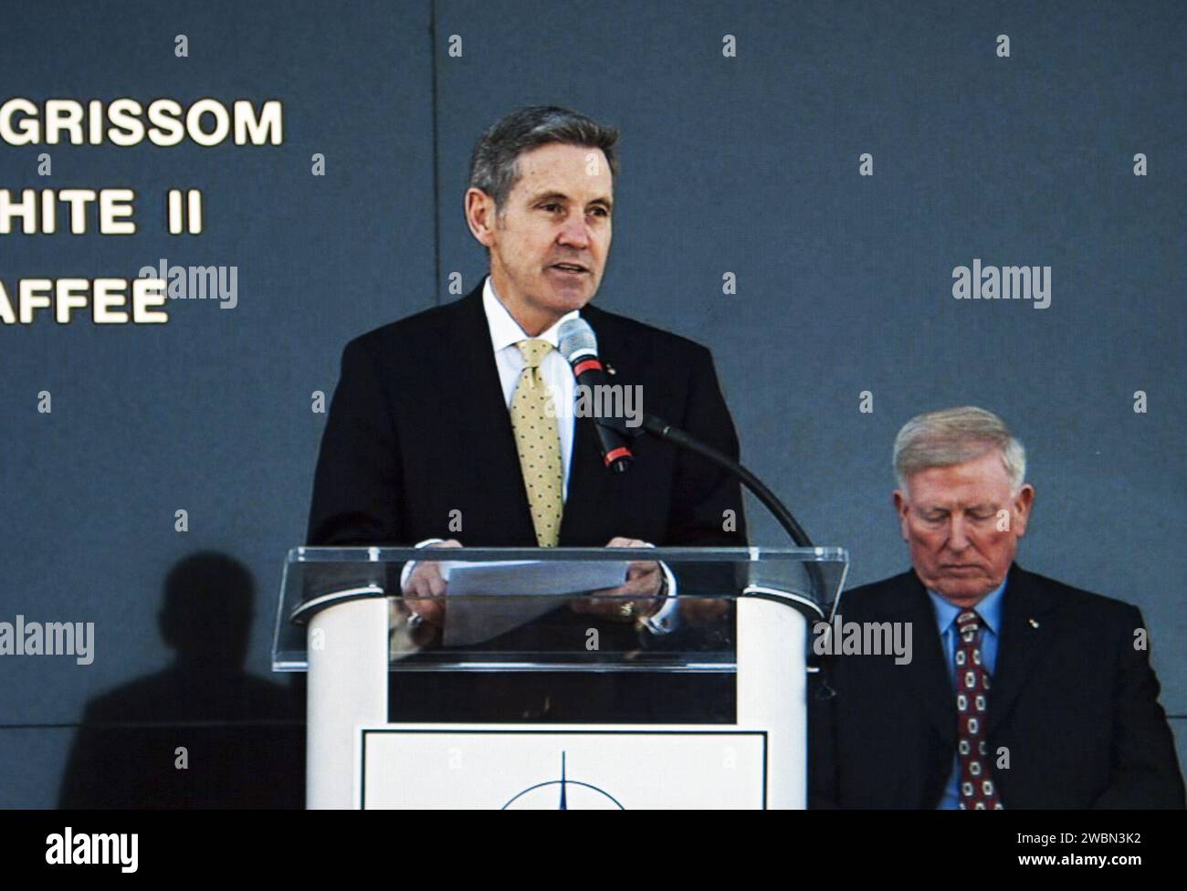 CAPE CANAVERAL, Fla. -- Kennedy Space Center director Bob Cabana, a ...