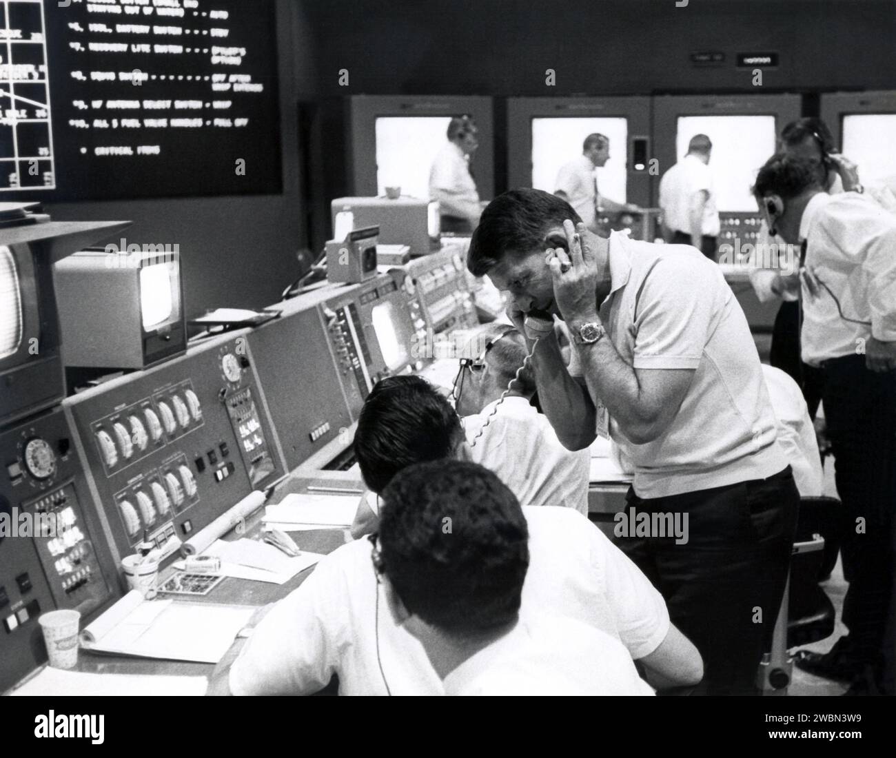 CAPE CANAVERAL, Fla. - Inside Mercury Mission Control, astronaut Wally ...