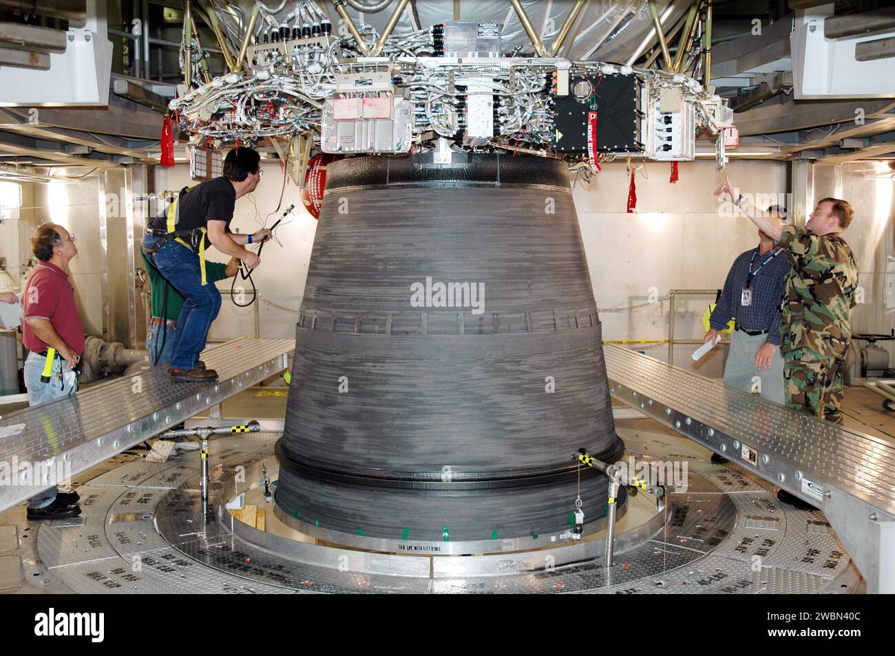 KENNEDY SPACE CENTER, FLA. - At the Delta Operations Center on Cape ...