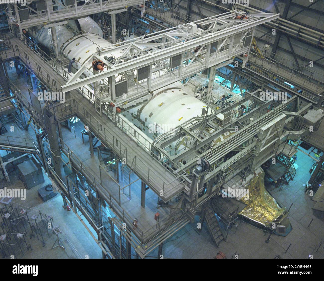 KENNEDY SPACE CENTER, FLA. - Space Shuttle Orbiter Columbia undergoes ...