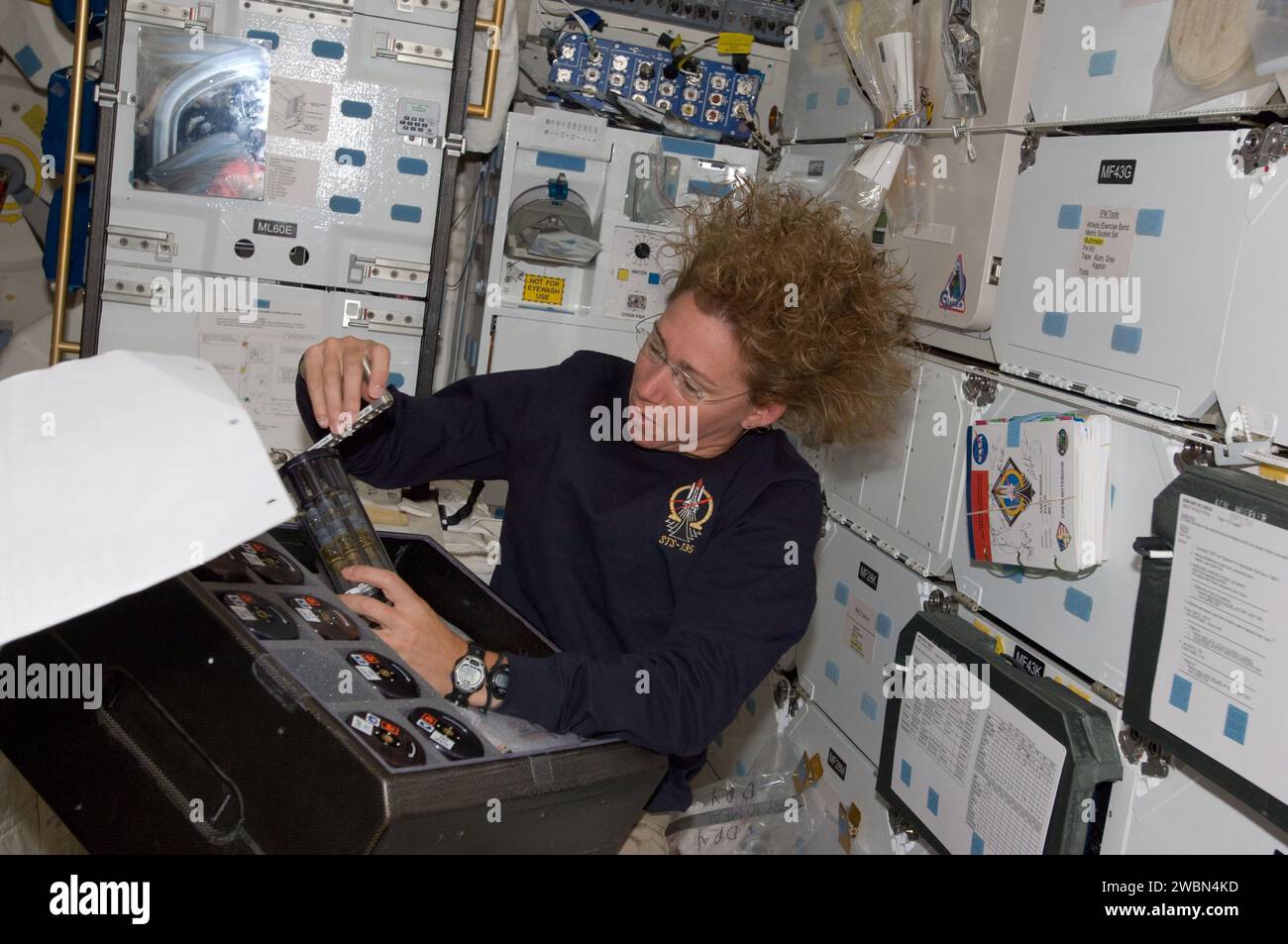 S135-E-008963 (17 July 2011) --- With transfer chores wrapped up, NASA ...