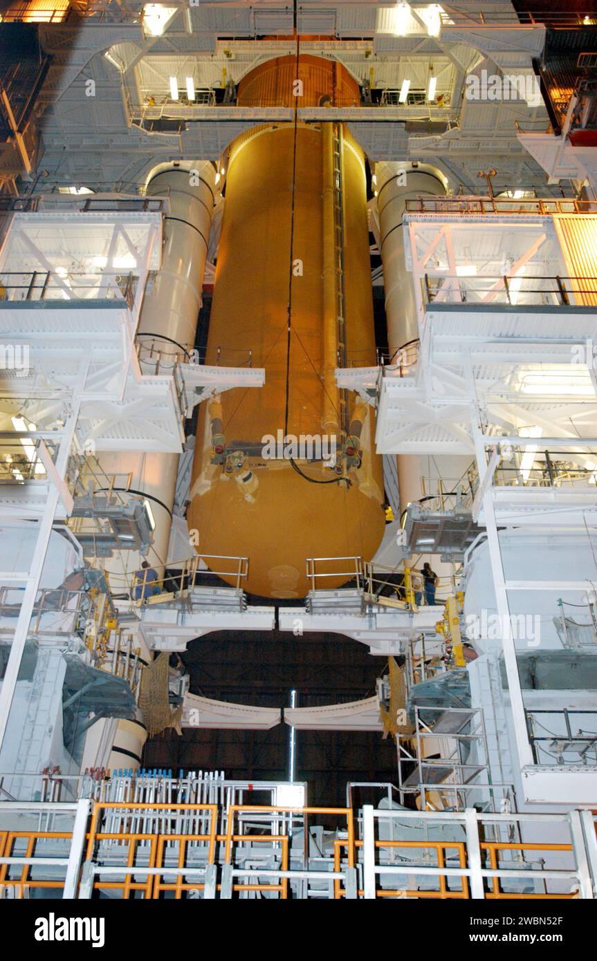 KENNEDY SPACE CENTER, FLA. - Suspended high inside the Vehicle Assembly ...