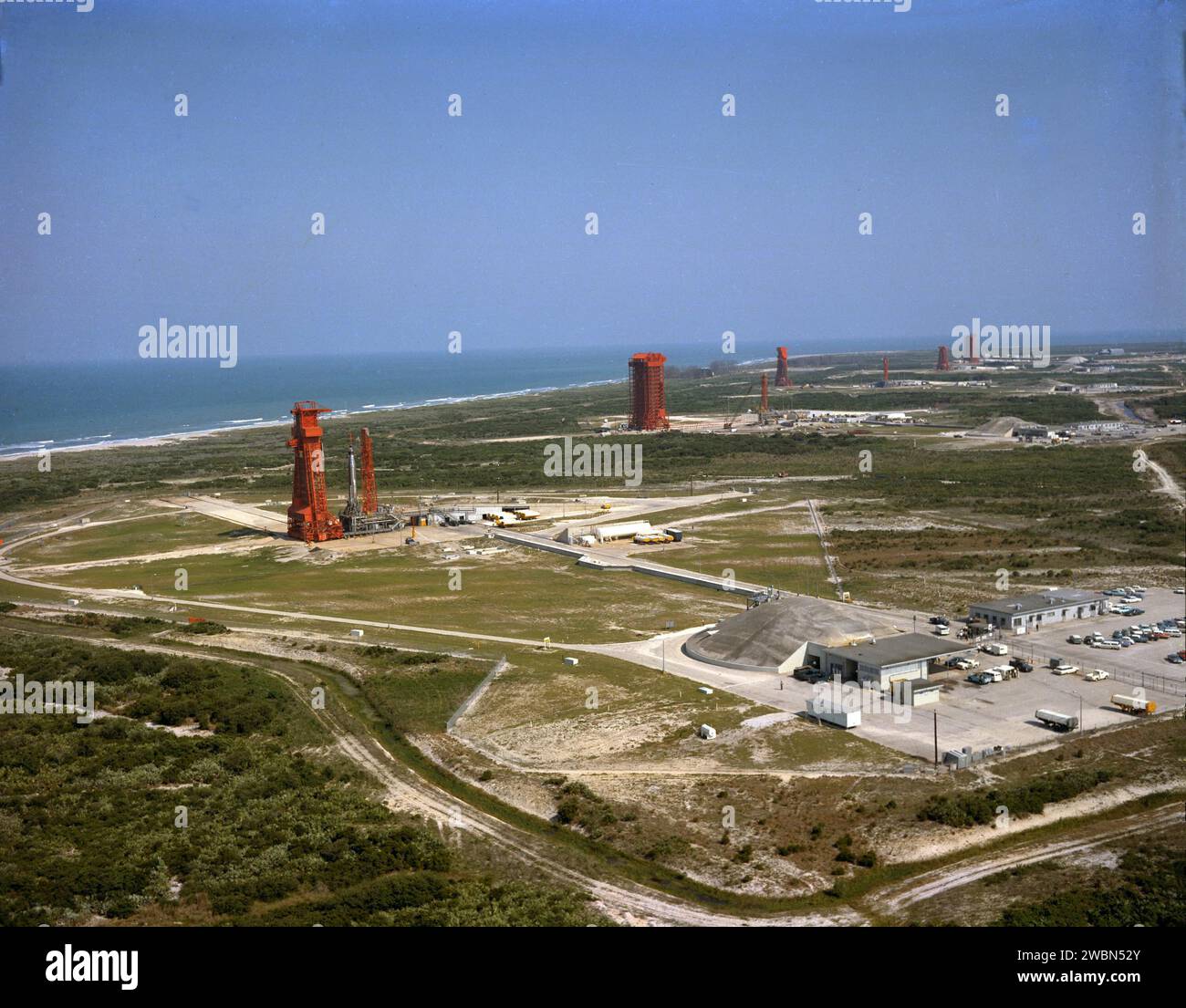 Aerial view shows row hi-res stock photography and images - Alamy