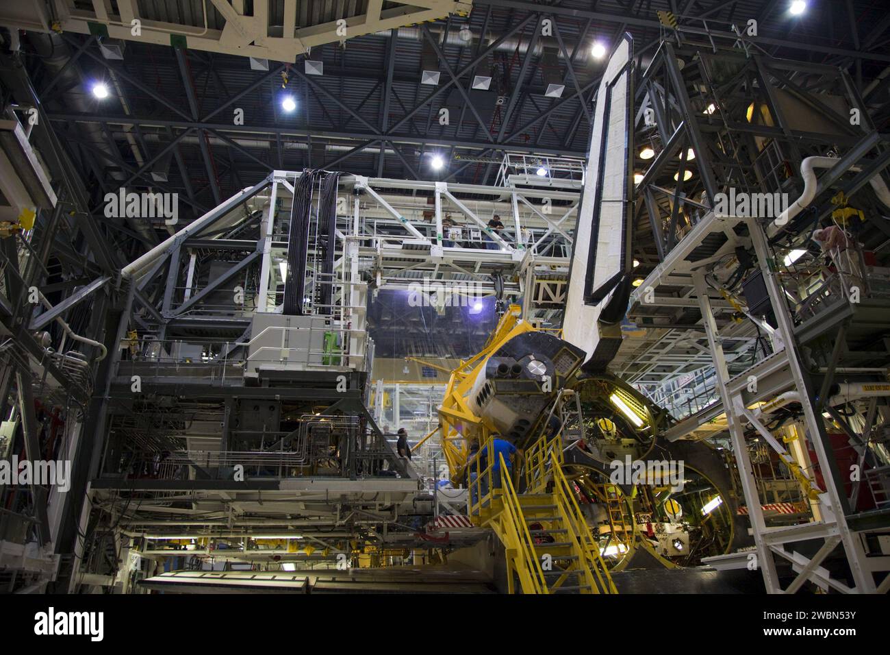 CAPE CANAVERAL, Fla. – In Orbiter Processing Facility-1 at NASA’s ...