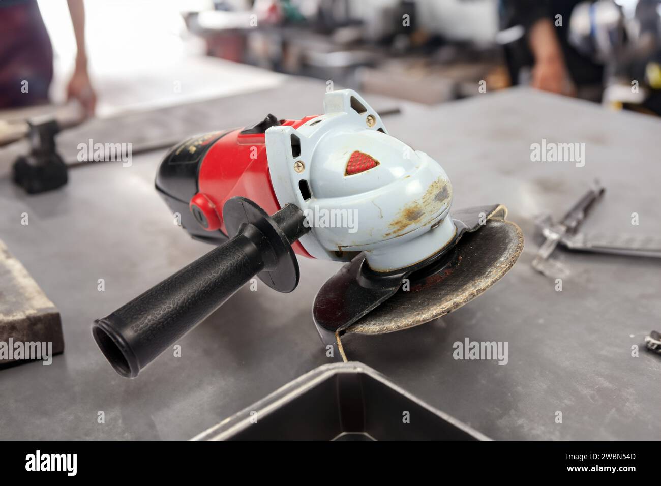 Hand held disc cutter hi-res stock photography and images - Alamy