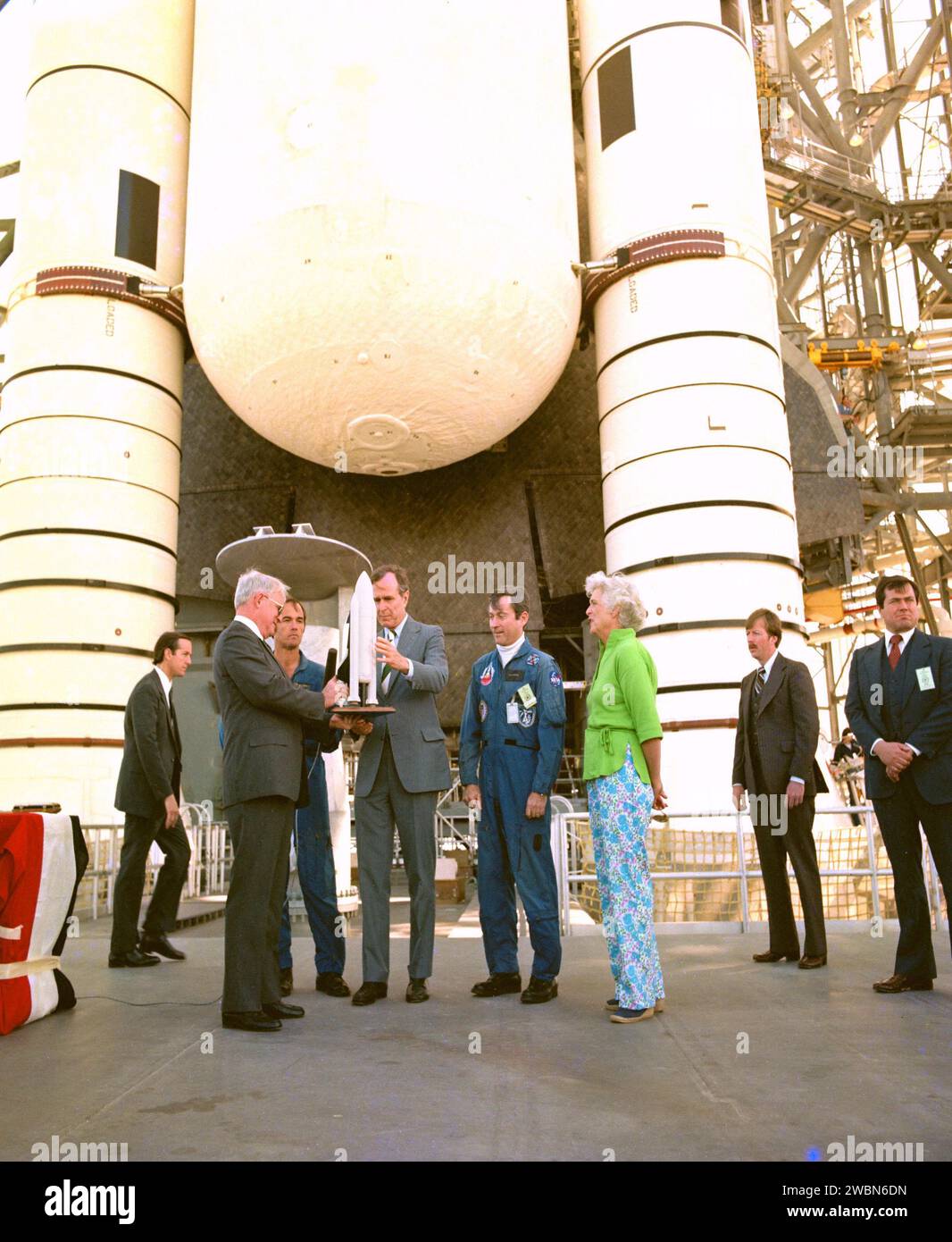 Young george w bush hi-res stock photography and images - Alamy