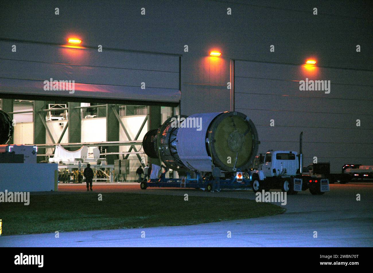 KENNEDY SPACE CENTER, FLA. - On its transporter, the Boeing Delta IV ...