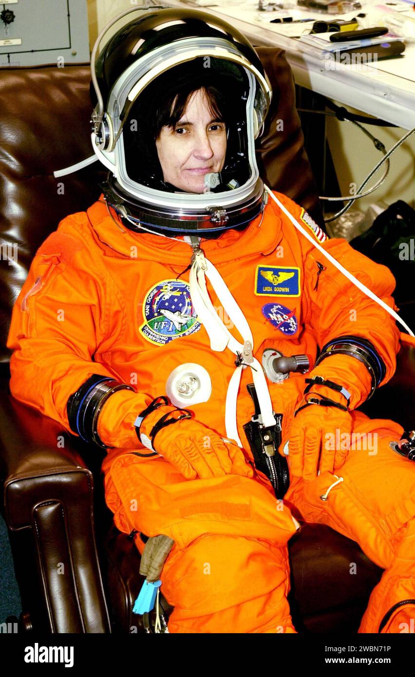 Expedition 41 launch hi-res stock photography and images - Alamy