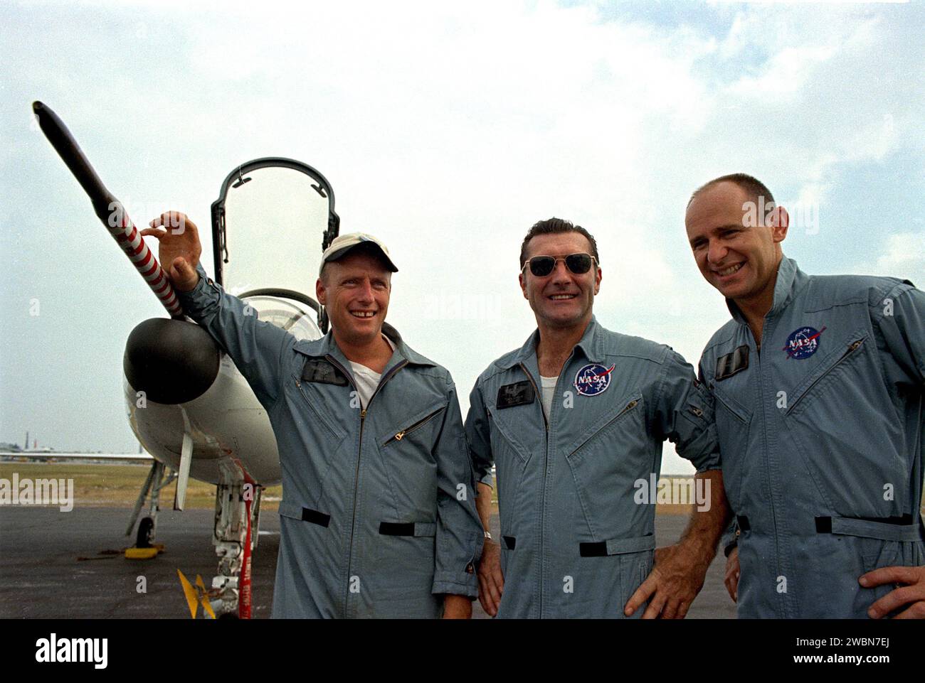 KENNEDY SPACE CENTER, FLA. - The Apollo 12 astronauts, left to right ...