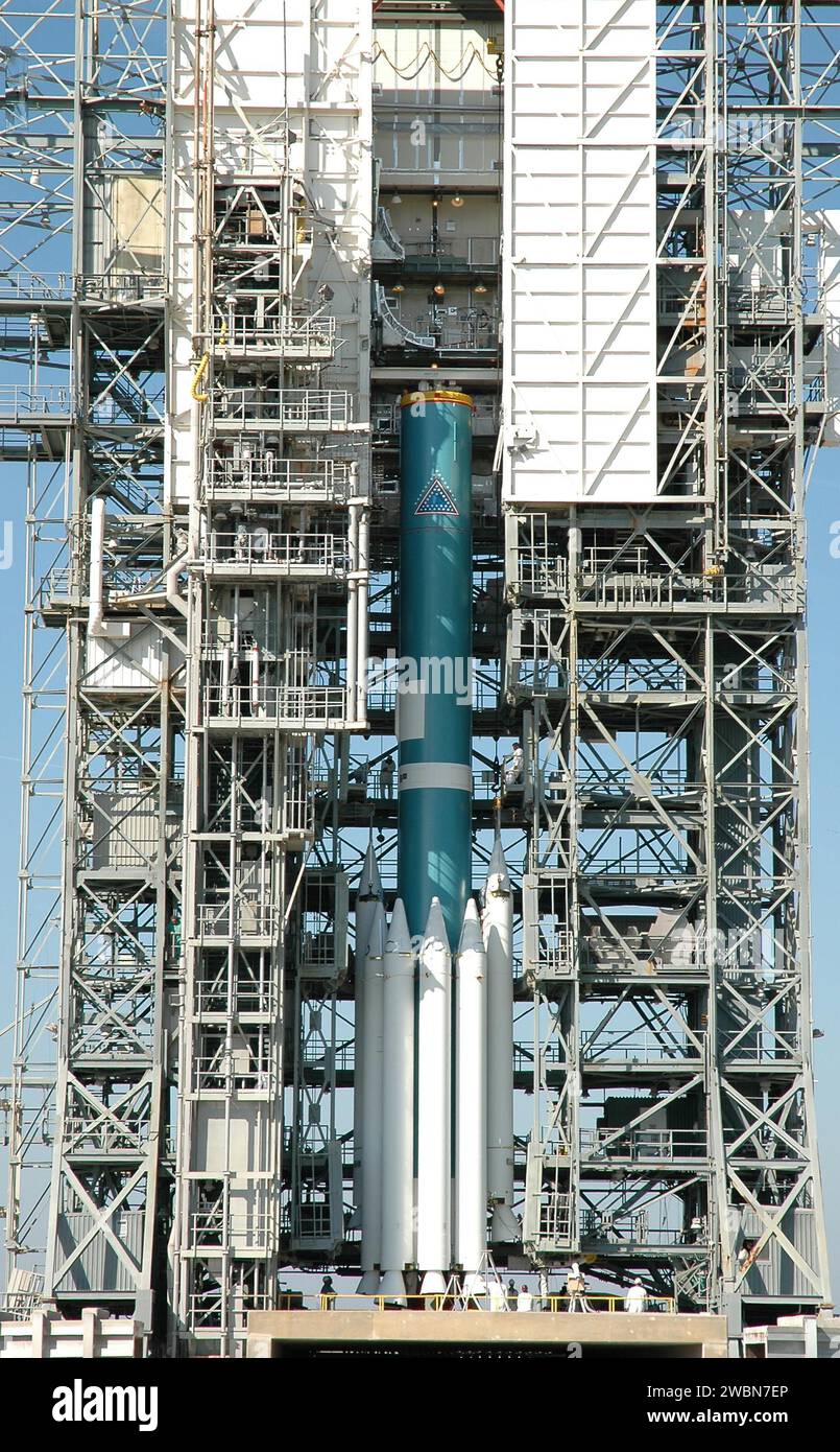 Nine solid rocket boosters hi-res stock photography and images - Alamy